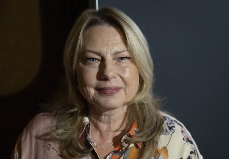 Helena Bergström talar ut om de olika skönhetsingreppen