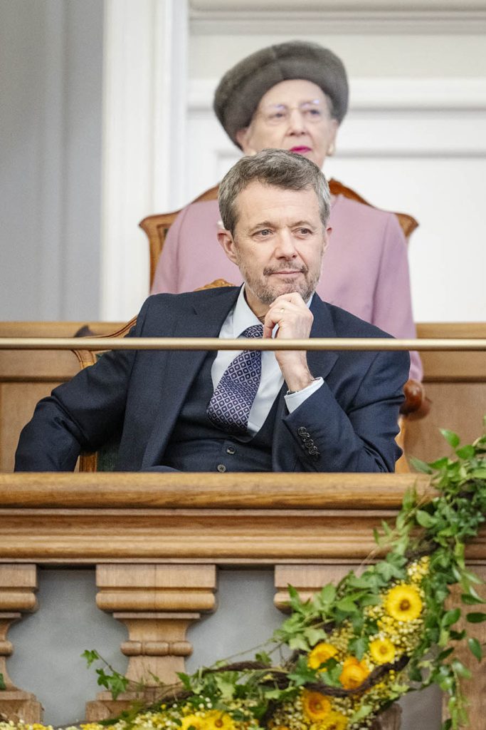 Hovet tiger: Nya hotet mot kung Frederik och drottning Mary