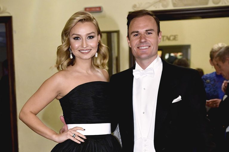 Ebba Busch syns med ex-maken efter skilsmässan – bilderna visar