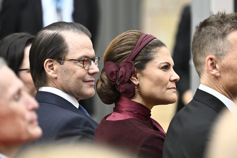 Victoria och Daniels skräck – knivman gripen vid Haga