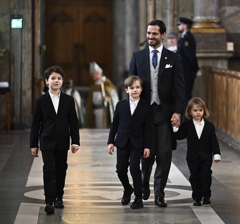 Sofias nya supersöta bild på prins Alexander, 9 år!