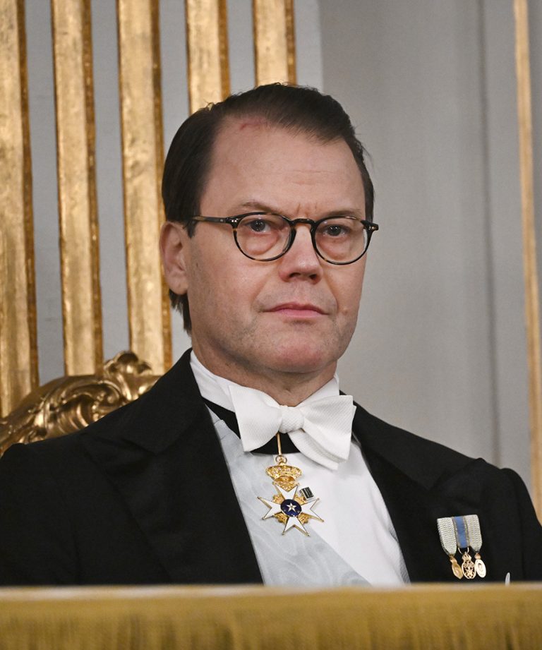 Därför ler prins Daniel aldrig intill Victoria längre