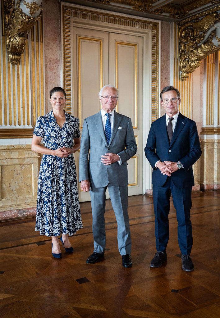 Victorias starka comeback med kungen på slottet