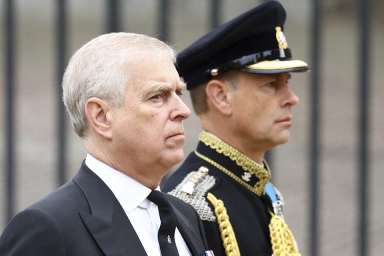 Andrew i kris – prins Edwards hemliga möte väcker oro